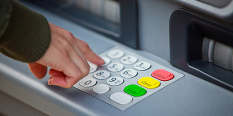 DCC sur automate bancaire : une opportunité pour les banques françaises